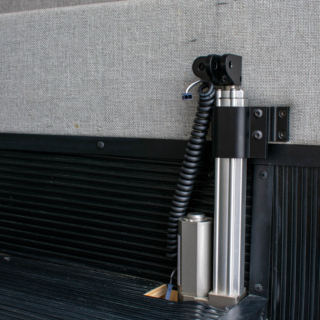 Tilt Bed Systems | Self-Leveling Bed Frames – Tilt Beds